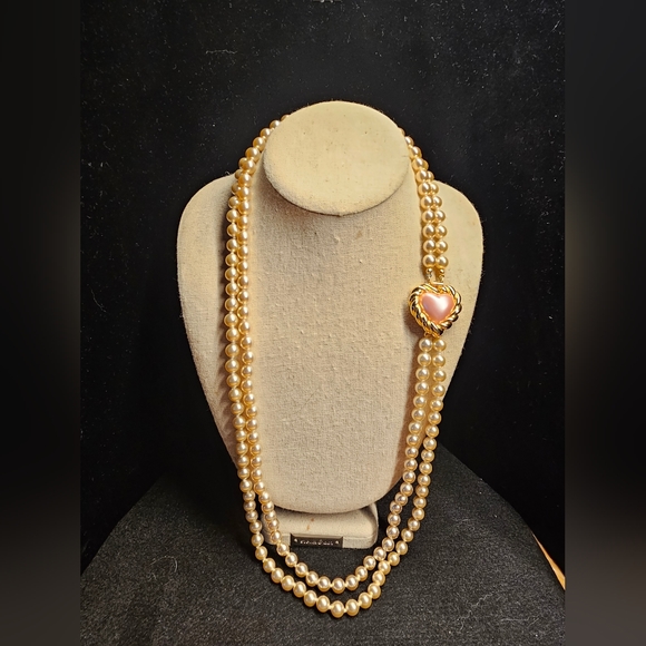 Joan Rivers | Jewelry | Vintage Joan Rivers Pearl Necklace With ...